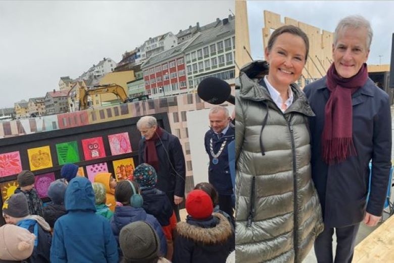 Støre la ned grunnsteinen for Campus Kristiansund | Bane NOR Eiendom Støre la ned grunnsteinen for Campus Kristiansund | Bane NOR Eiendom
